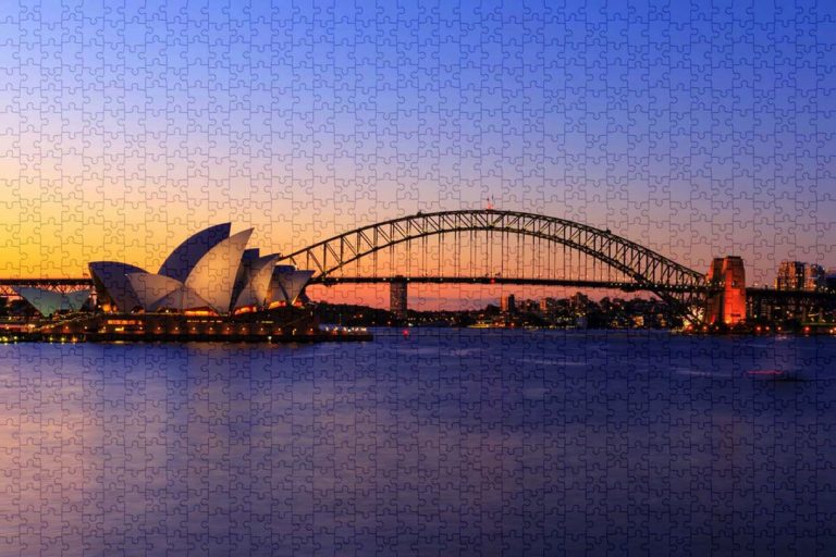 Sydney Opera House, Sydney ~ 1000 Piece Puzzles - Made in Australia